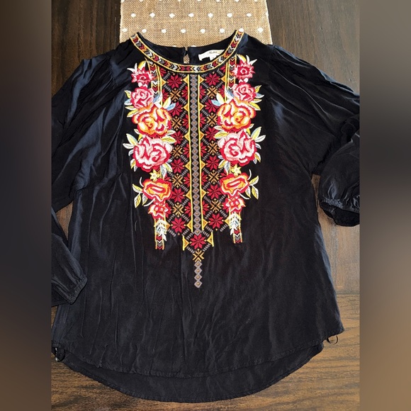 ANDREE BY UNIT | Tops | Andree By Unit Embroidered Boho Style Top ...